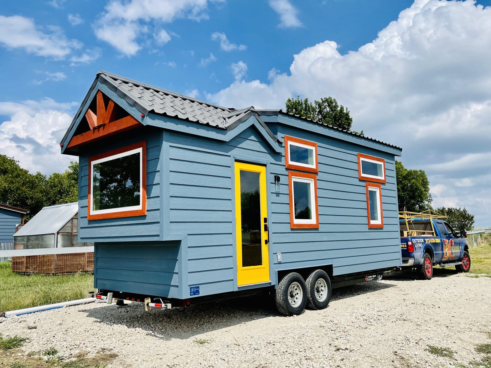 The Oaks On 37 Tiny Home And RV Resort - Decathlon Tiny Homes